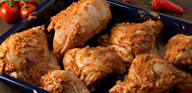 Como marinar carnes para deixá-las suculentas e saborosas