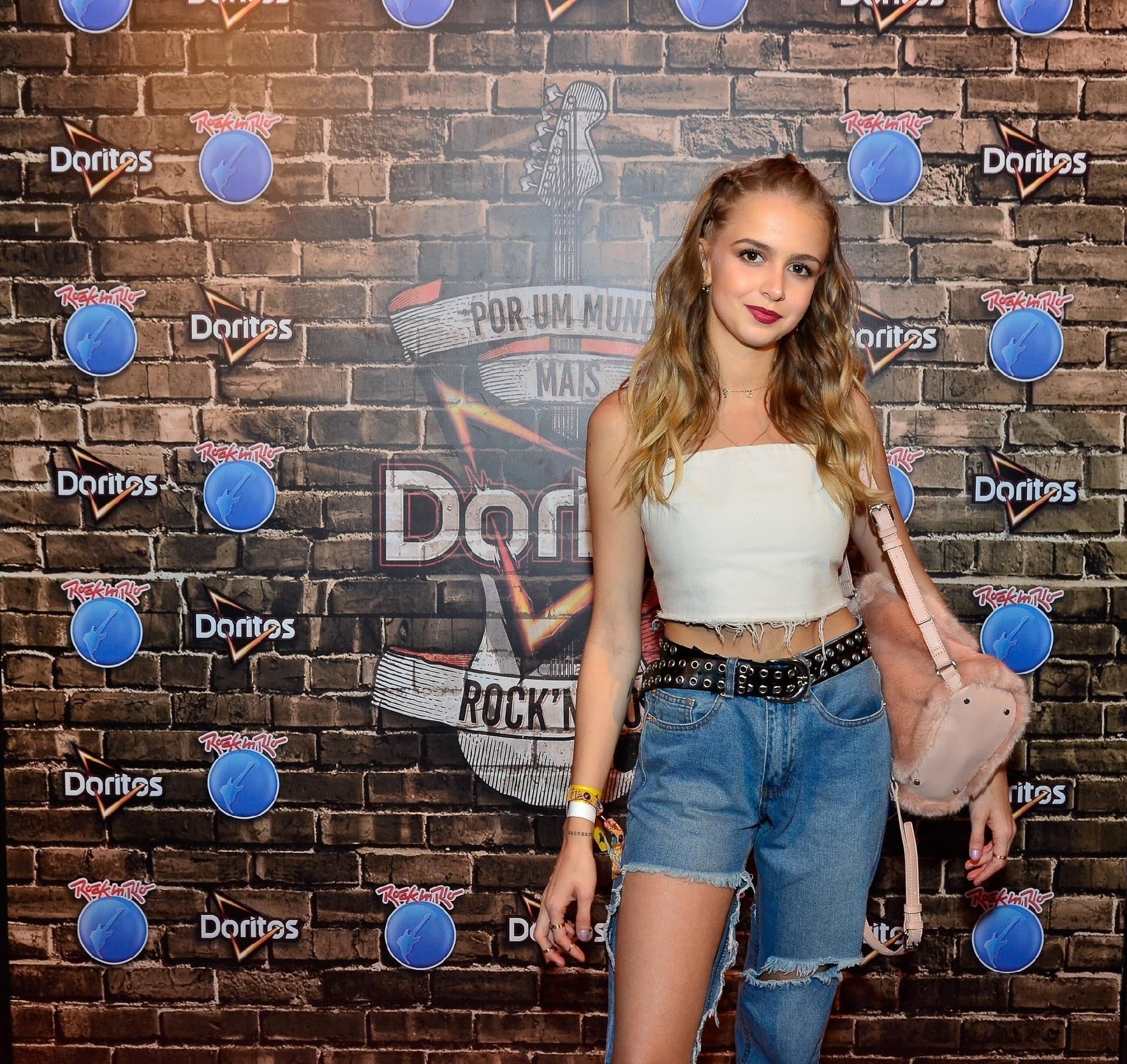 Fotos: Famosas apostam em looks sexy e com atitude para a 2ª parte do ...