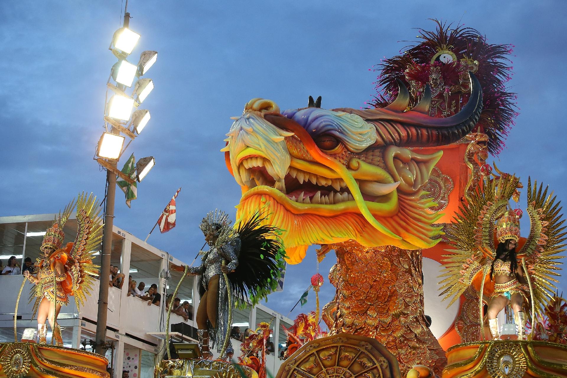 Fotos Carnaval 2019: Veja o desfile da Mocidade Independente de Padre ...