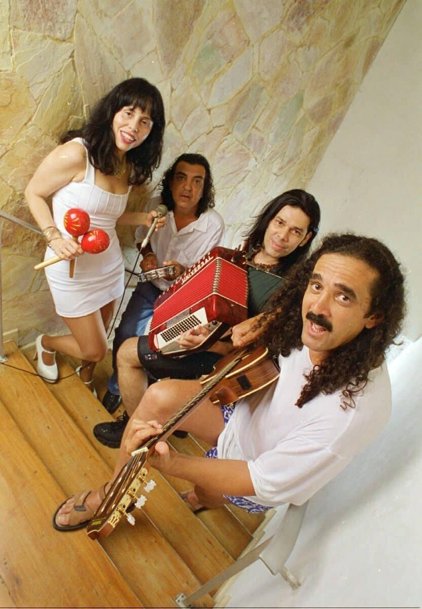 Morre Moraes Moreira, cantor e integrante dos Novos Baianos, aos 72 ...