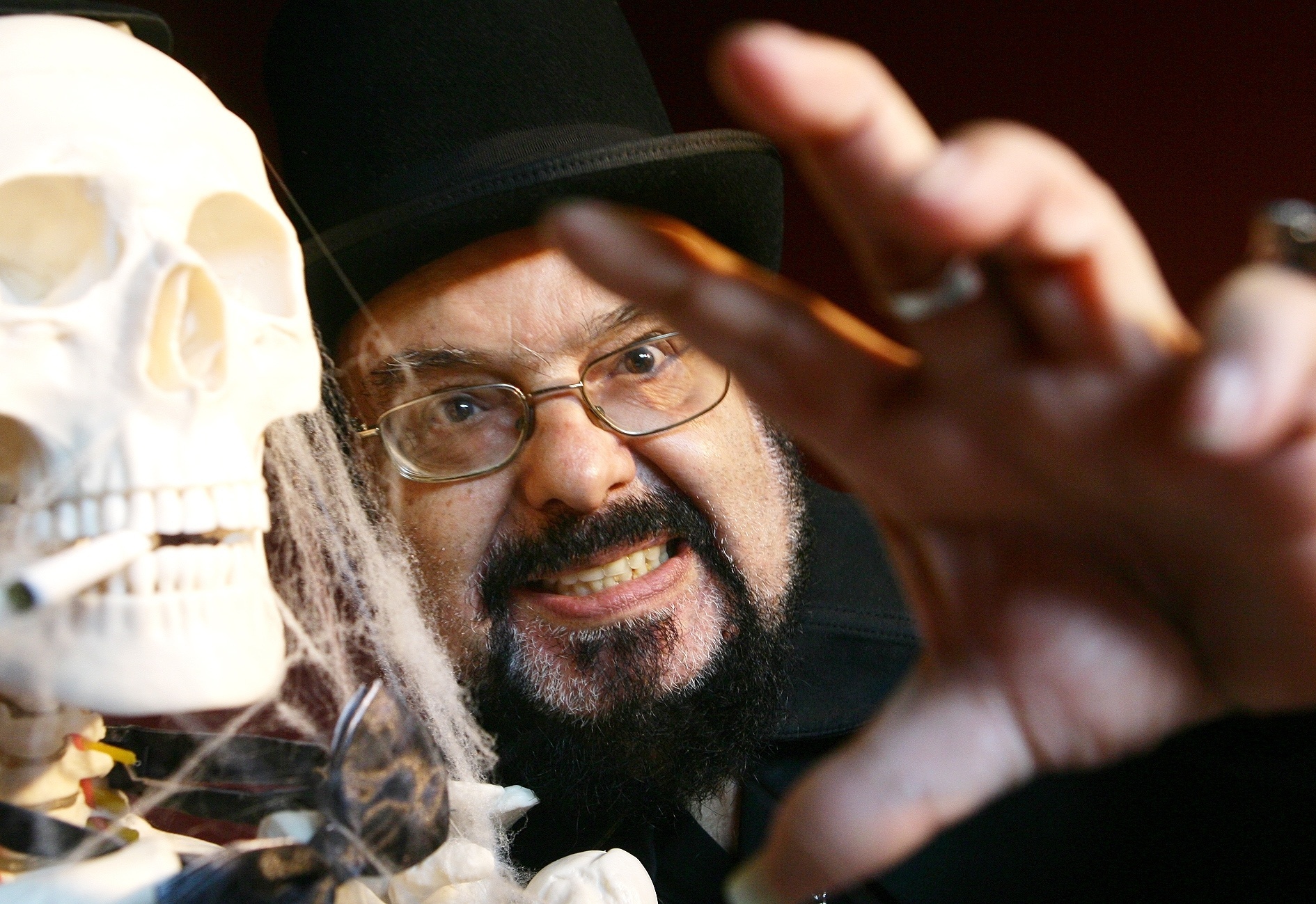 Aos 80 anos, Zé do Caixão fará cinebiografia: "Meu filme mais ...