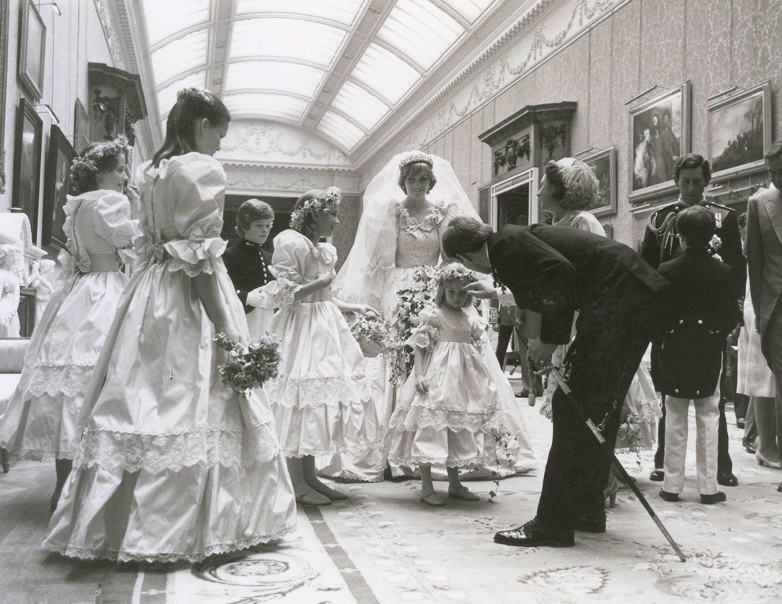 Fotos: Veja fotos raríssimas do casamento de princesa Diana com ...