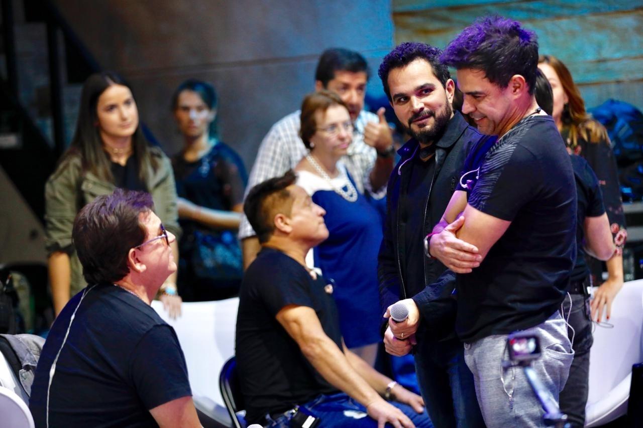 Show Amigos 20 Anos: O que esperar da turnê dos sertanejos