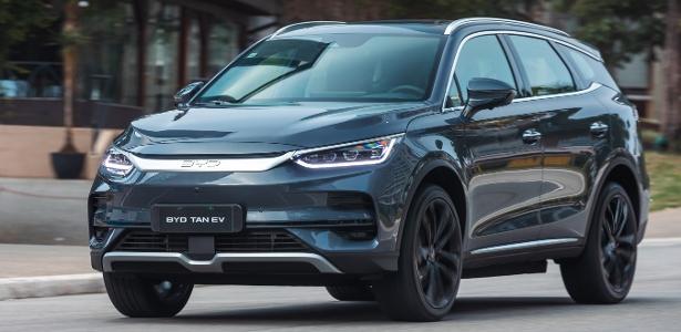 Após virar líder, BYD renova SUV elétrico de luxo; veja preço