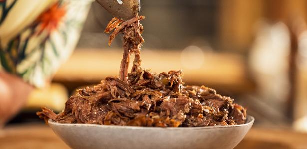 Acém desfiado: Receita, Como Fazer e Ingredientes