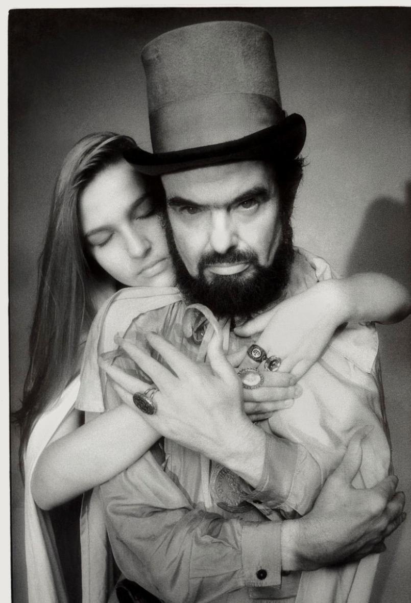 Zé do Caixão morre aos 83 anos