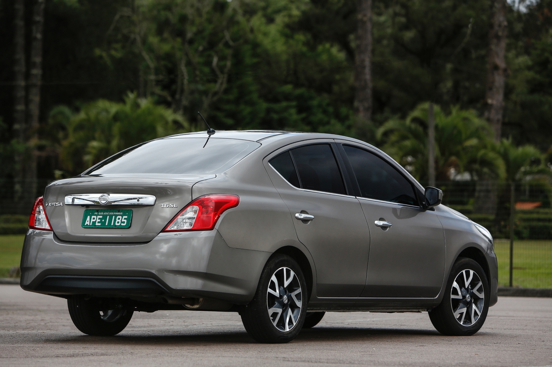 Fotos: Nissan estreia câmbio CVT em Versa e March - 12/04/2016 - UOL Carros