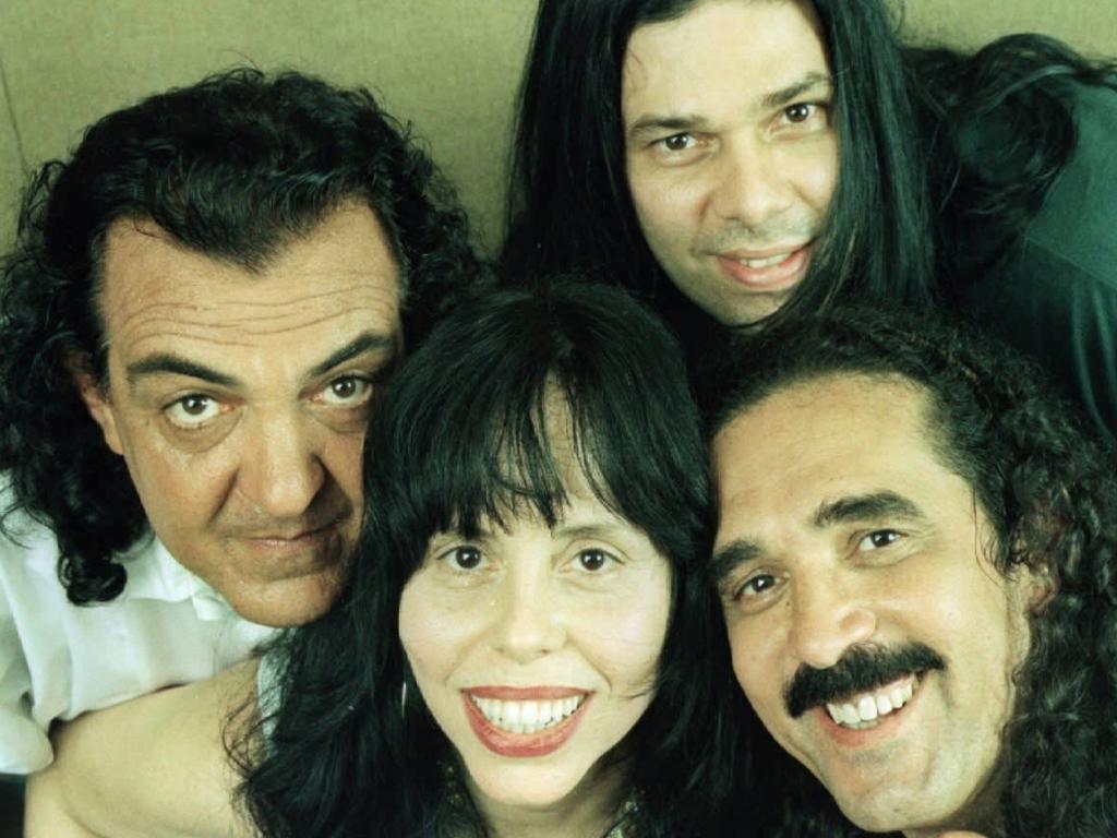 Morre Moraes Moreira, cantor e integrante dos Novos Baianos, aos 72 ...