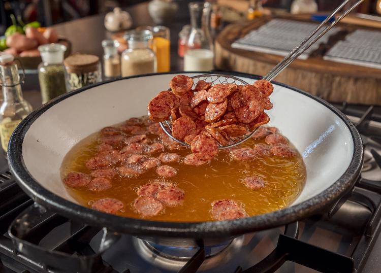 Calabresa frita: Receita, Como Fazer e Ingredientes