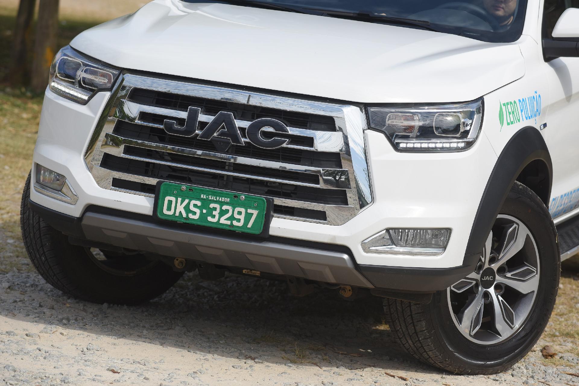 Fotos: Avaliação: conheça a JAC iEV 330P, a 1ª picape elétrica do mundo ...
