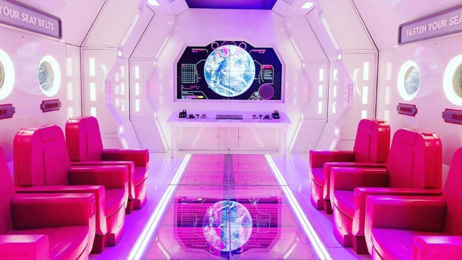 Barbie: exposição oferece imersão no 'Mundo' da boneca por um dia