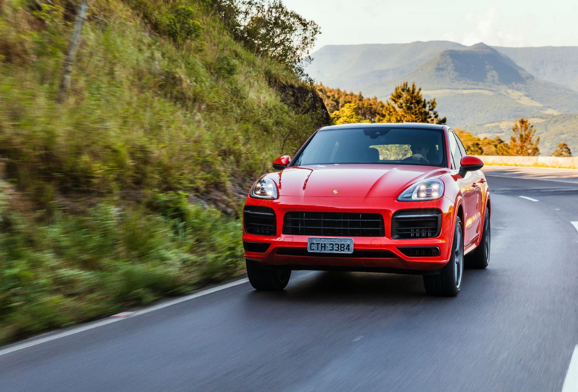 Fotos: Porsche Cayenne Coupe: conheça o carro que chegou ao Brasil - 28 ...