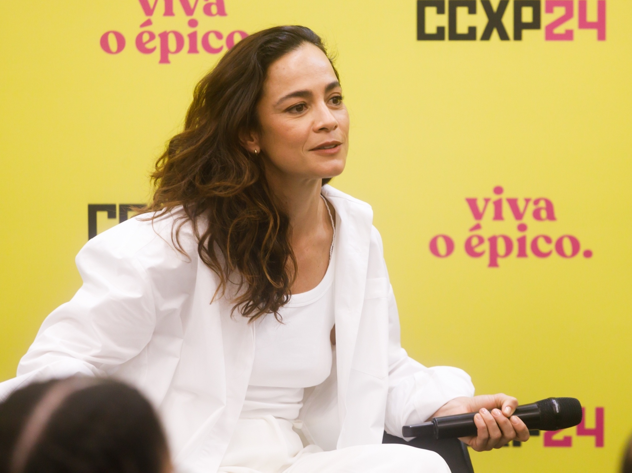 Alice Braga Na Estrada