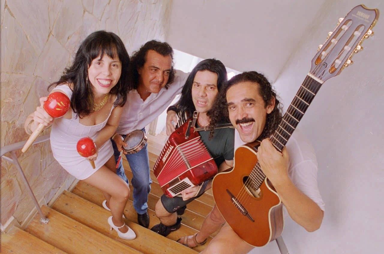 Morre Moraes Moreira, cantor e integrante dos Novos Baianos, aos 72 ...