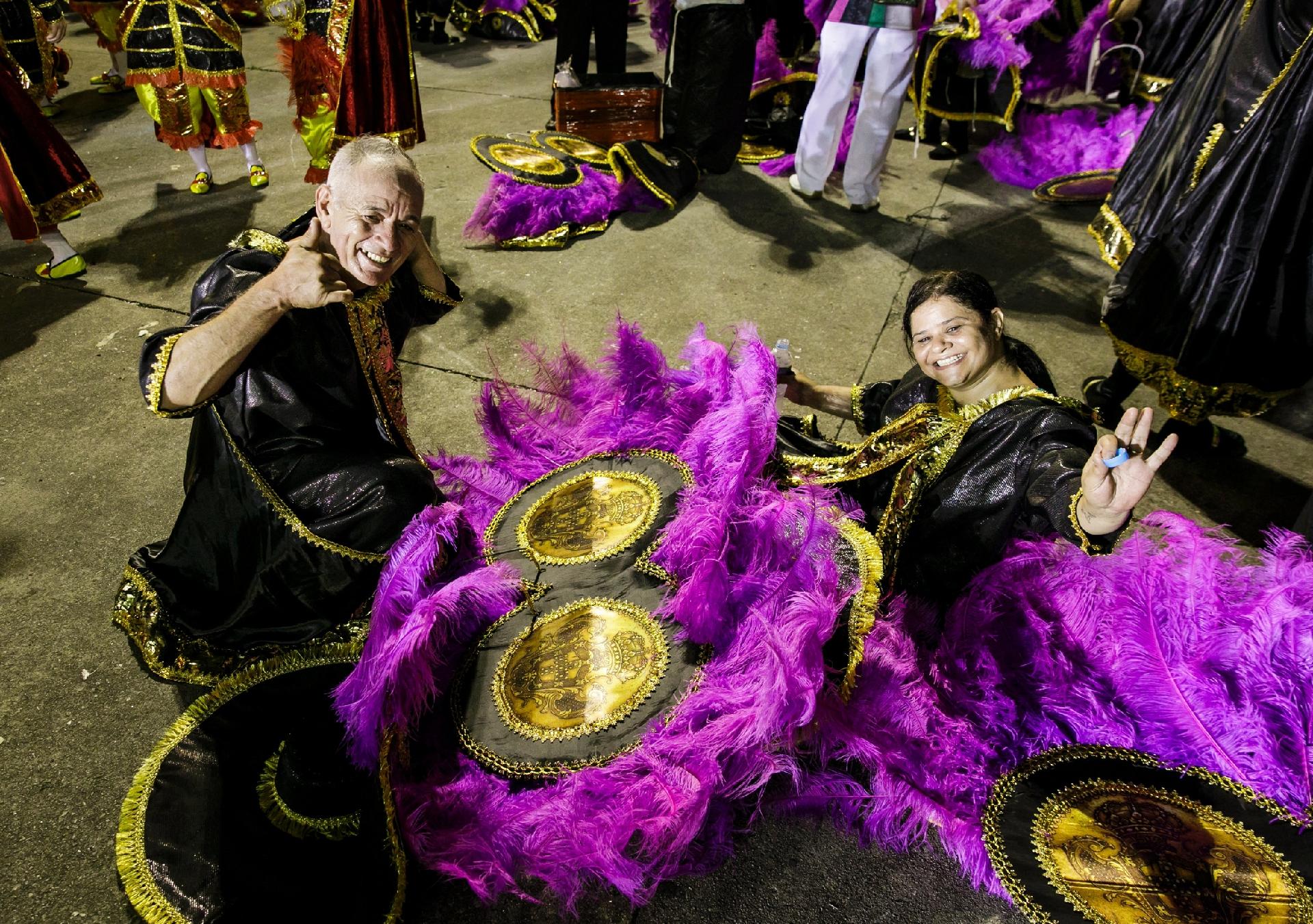 Juju Salimeni fica sem água e à base de frango e ovo para desfile - 22 ...