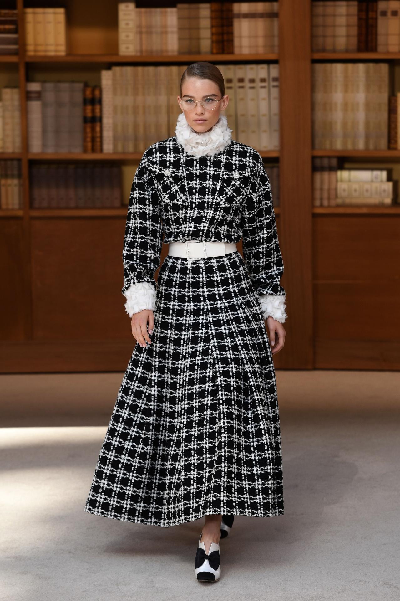 Fotos: Desfile da Chanel na Semana de Alta-Costura de Paris Inverno ...
