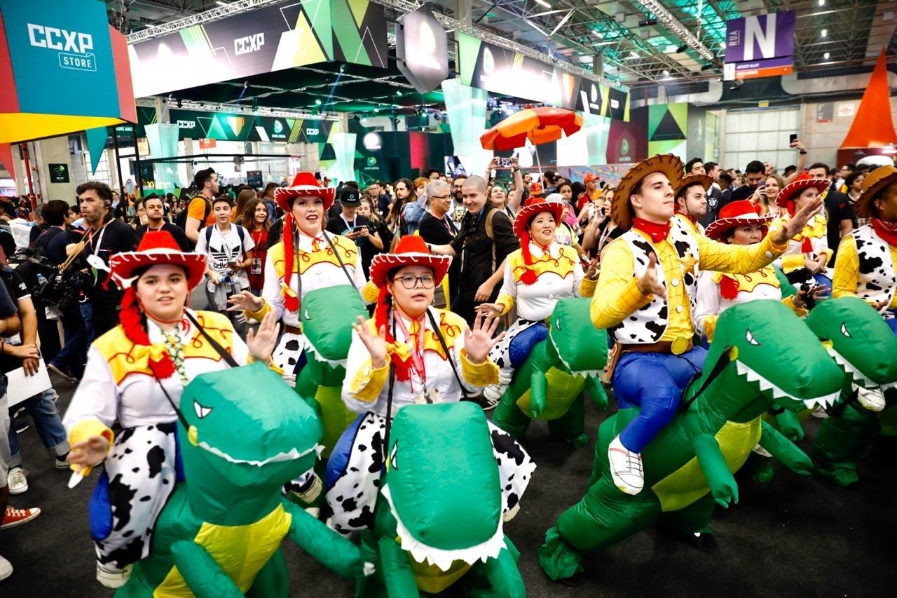 CCXP 2019: quanto se gasta para comer no evento?