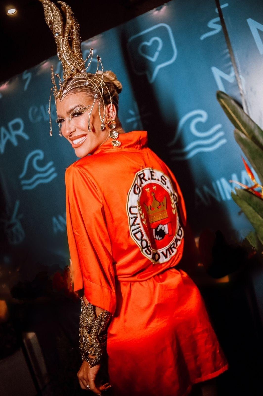 Carnaval 2023: Jojo Todynho deixa bumbum de fora em camarote no Rio