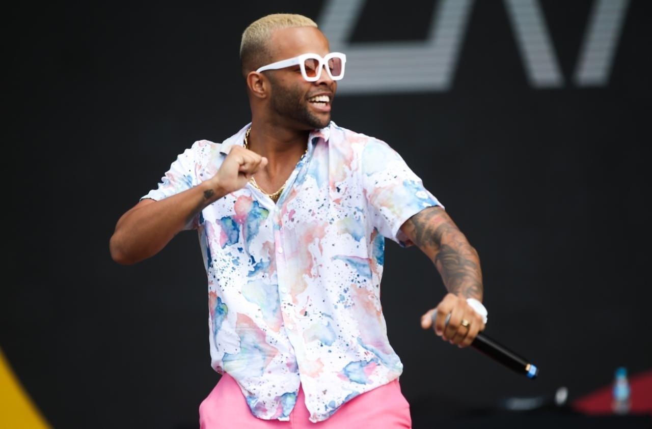 Fotos: CarnaUOL 2020: MC Zaac leva o funk ao festival - 08/02/2020 ...