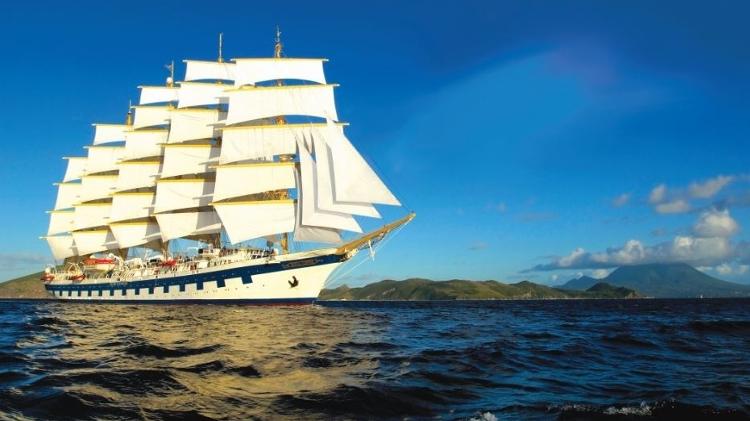 Já pensou conhecer lugares paradisíacos a bordo de um veleiro? Veja ...