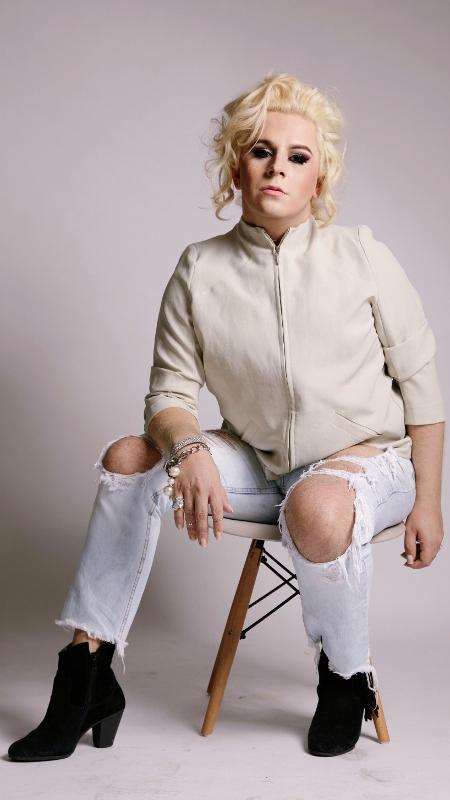 Rodrigo Apresentador é redescoberto nas redes e rebate haters