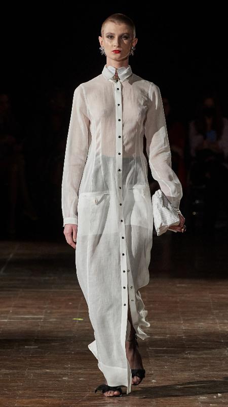 SPFW N53: À La Garçonne apresenta festa luxuosa com alfaiataria