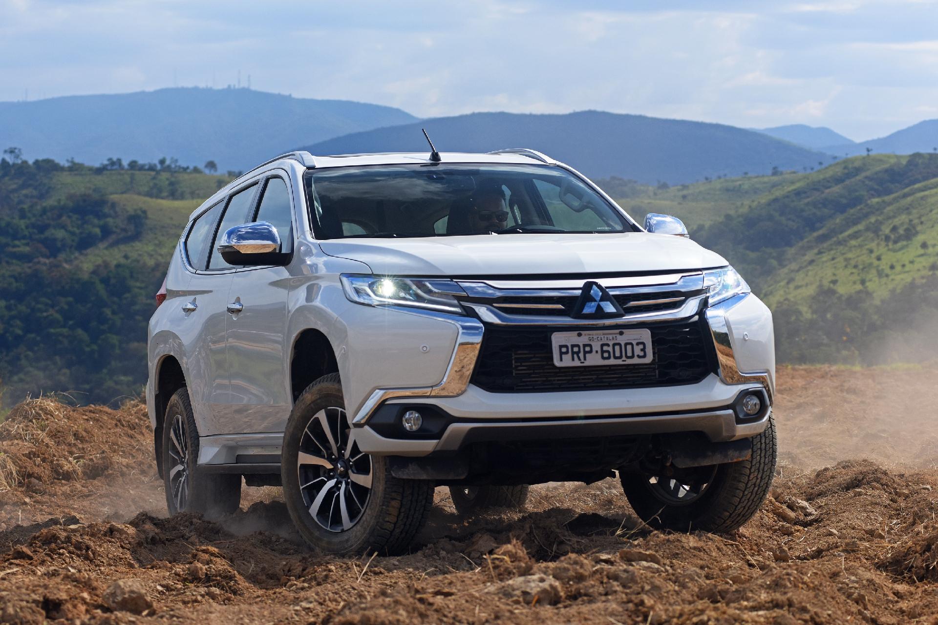 Duelo: Mitsubishi Pajero Sport x Toyota SW4 Diamond