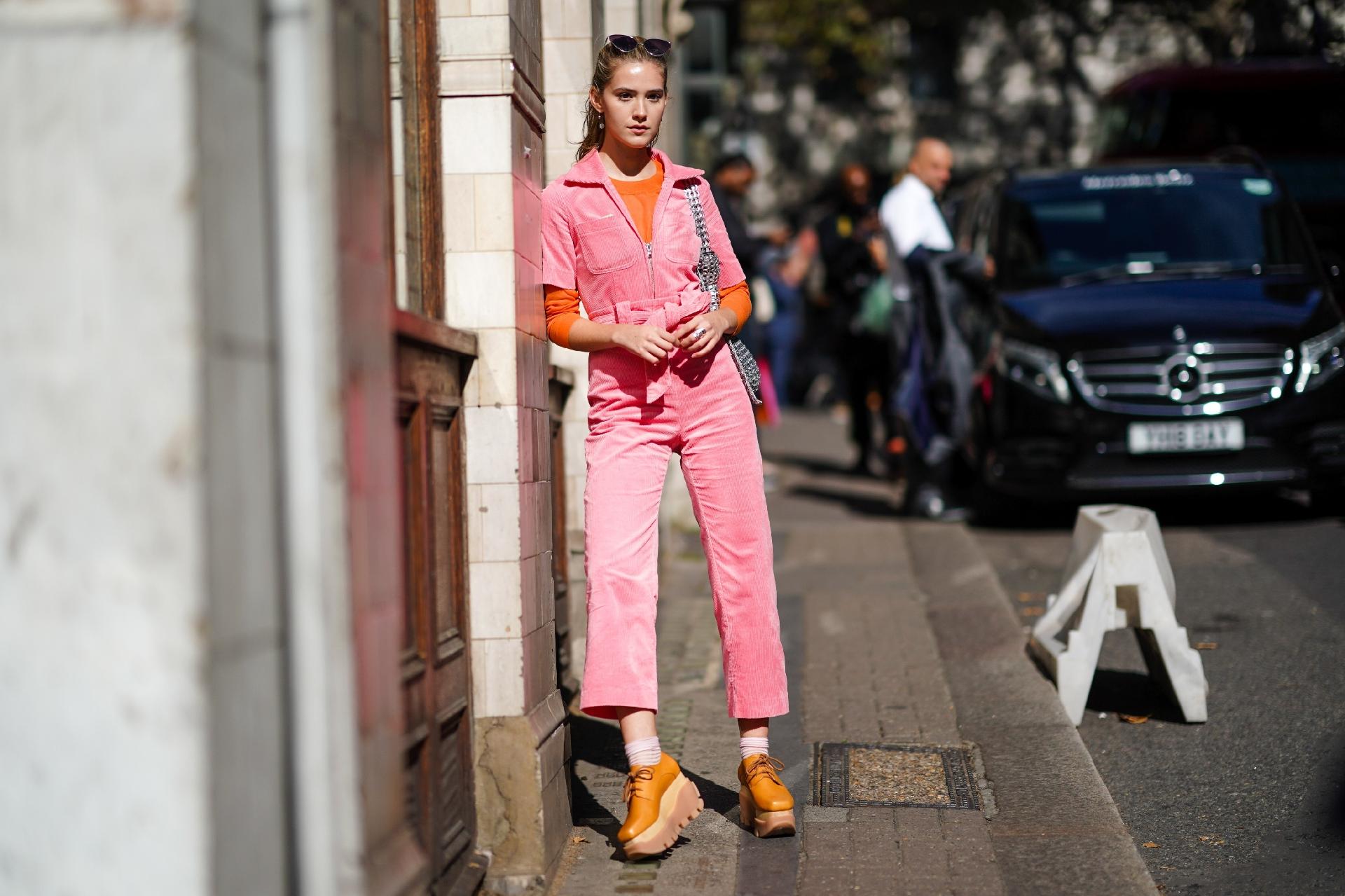 Fotos: Veludo cotelê: looks e inspirações para usar o tecido favorito ...