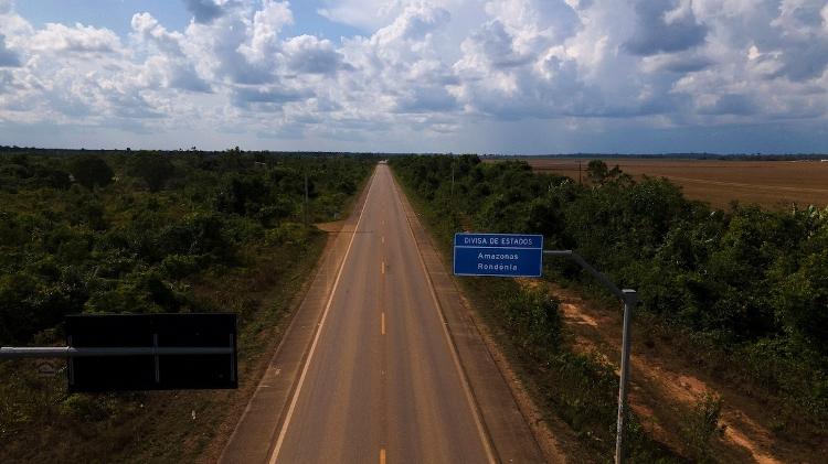 Governo inicia pavimentação da BR-319; devastação já é vista na região
