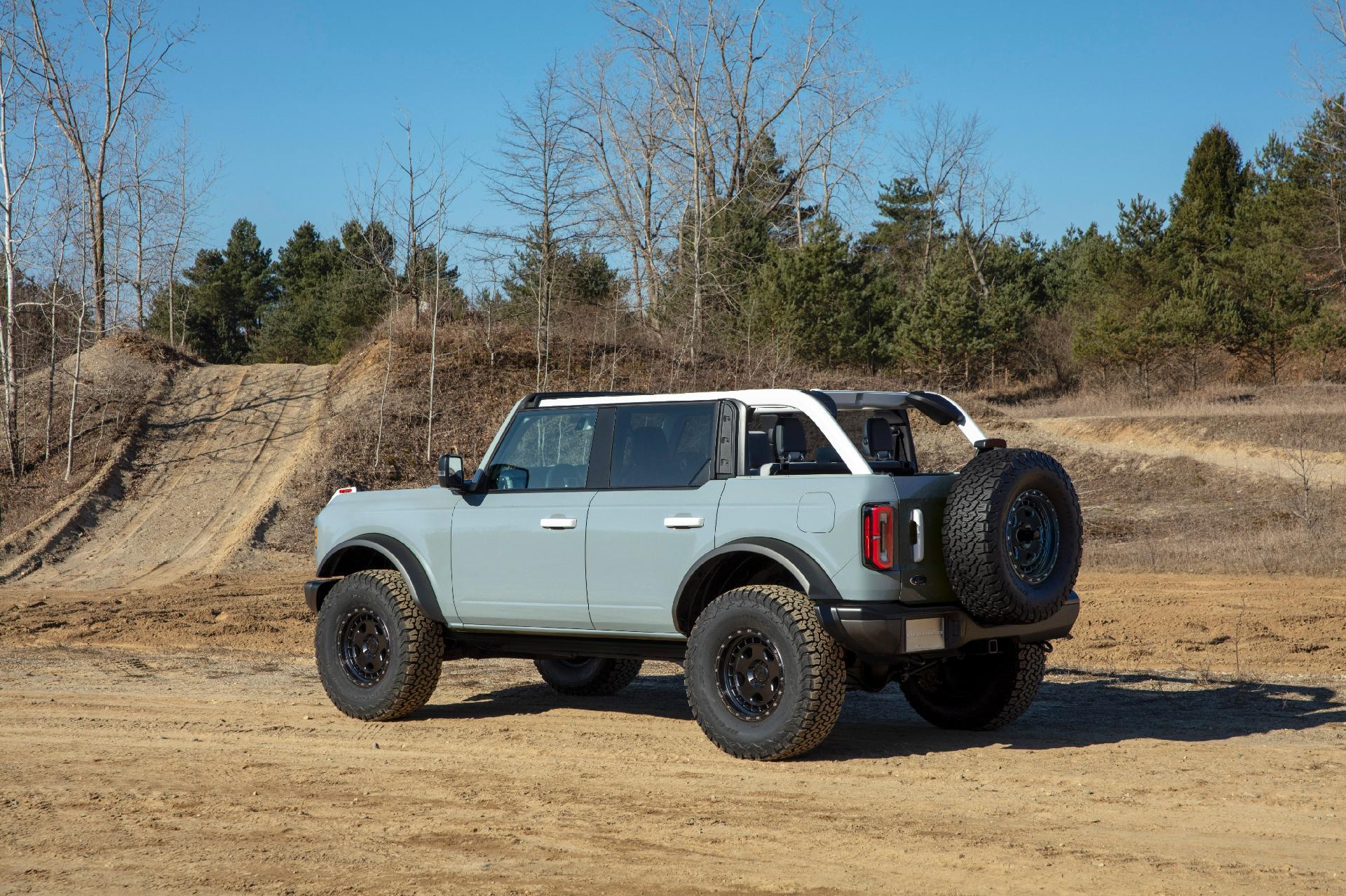 Ford Bronco chega ao Brasil em maio; confira o primeiro teaser nacional ...