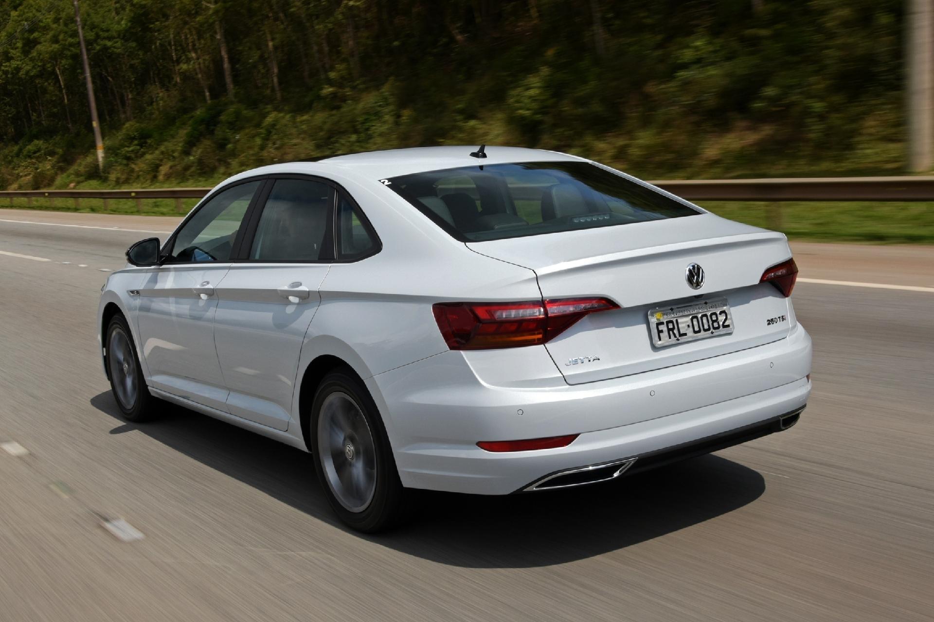 Fotos: Como é o Volkswagen Jetta R-Line 2019 - 20/09/2018 - UOL Carros