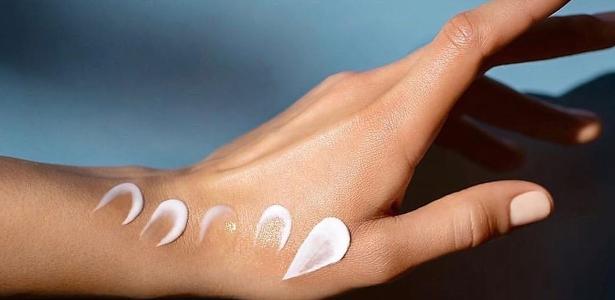 Cuidado com as mãos: cremes que rejuvenescem e reduzem manchas