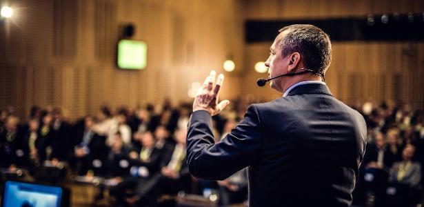 Tem pavor de falar em público? Veja dicas para perder esse medo - 21/07 ...