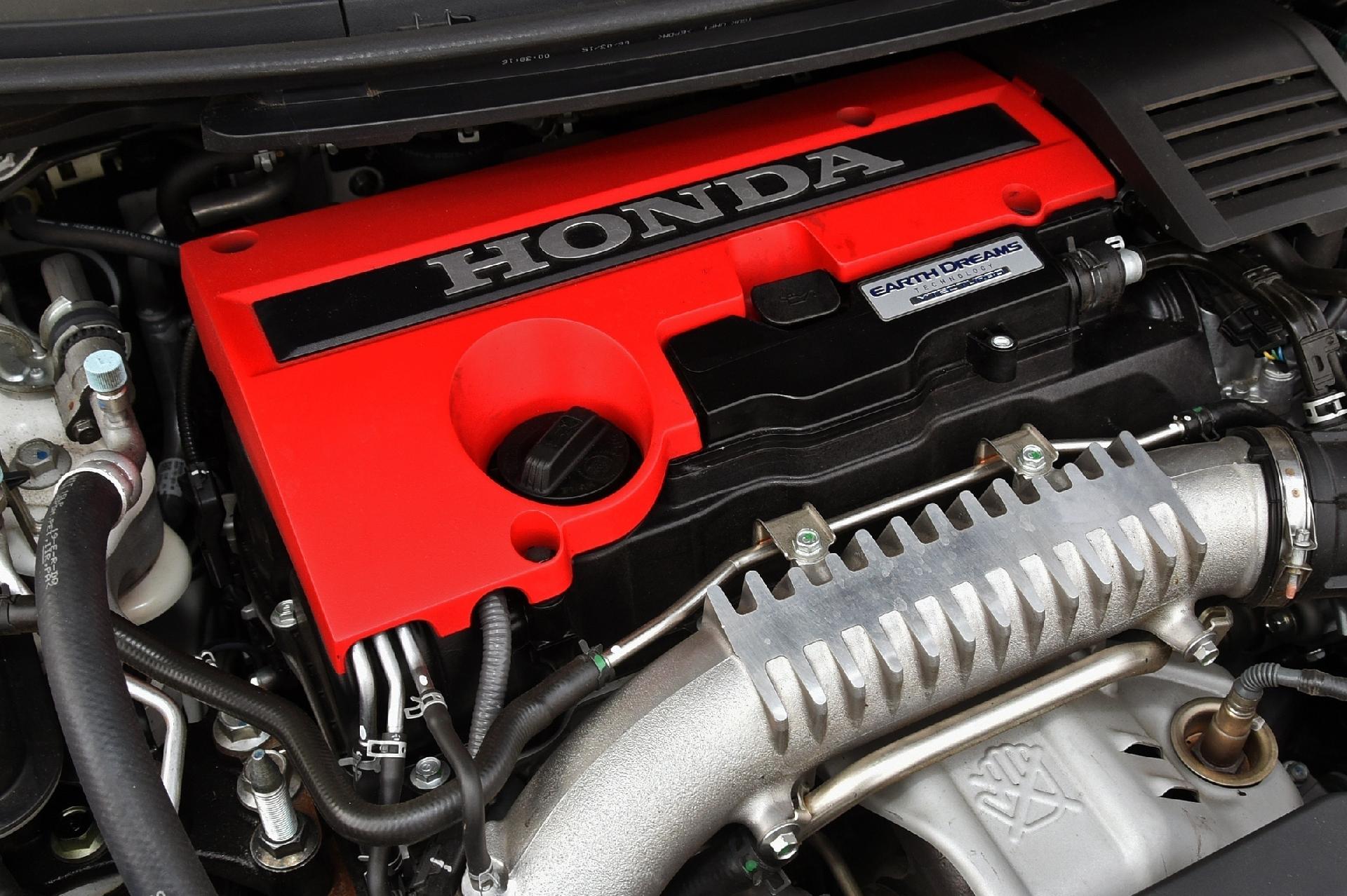 Fotos: Por dentro do Honda Civic Type R 2015 - 03/11/2017 - UOL Carros