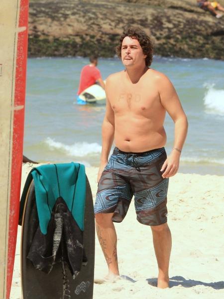 Felipe Dylon se exercita na orla do Rio e exibe tatuagem com suas ...