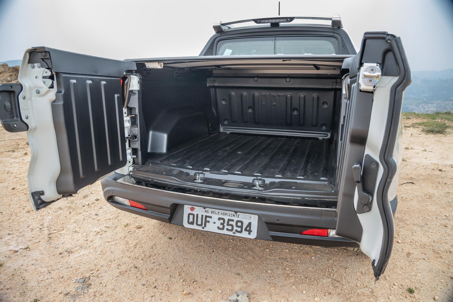 Veja como é a Fiat Toro 2020 Volcano flex