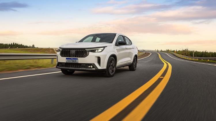 Fiat Fastback 2026: com novo visual, SUV híbrido é isento de rodízio e ...