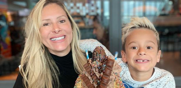 Ex-bailarina do Faustão tem filho superdotado: conheça Romeu