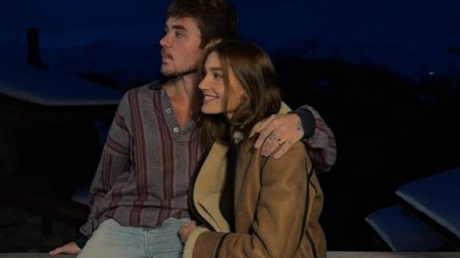 Sasha Meneghel exibe inverno nos Alpes ao lado de João Lucas