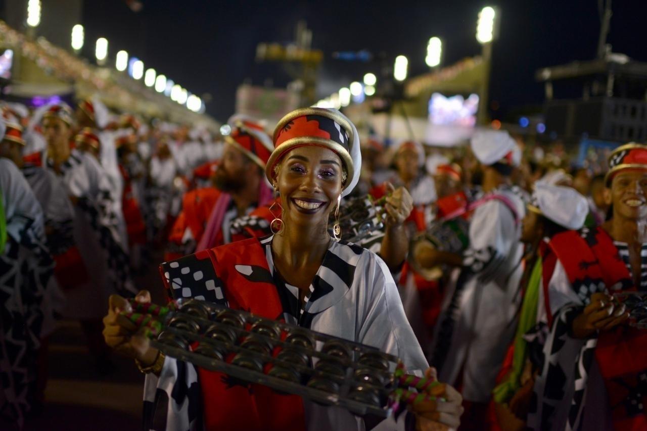 Veja os bastidores do segundo dia de desfile do Carnaval do Rio 2019 ...