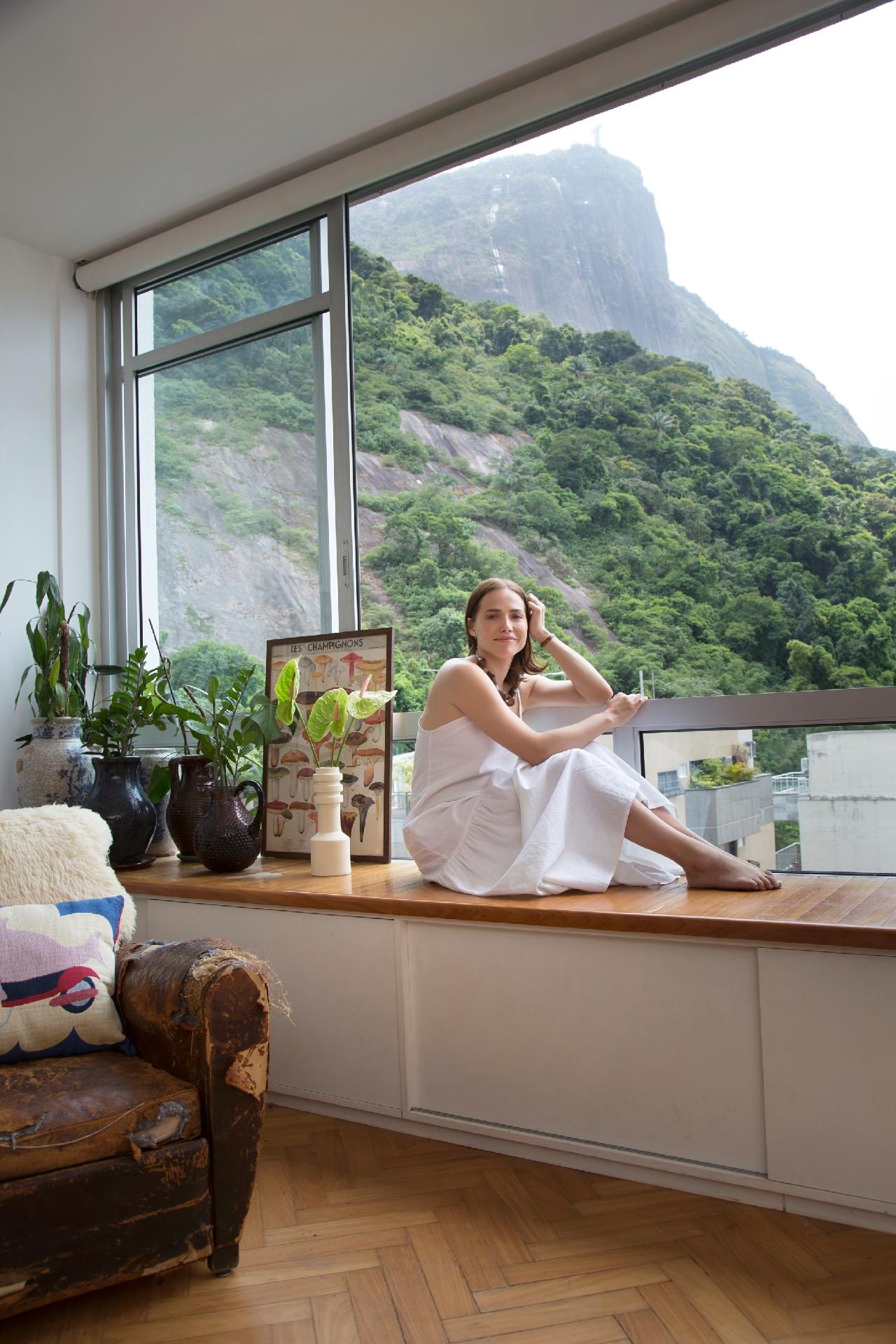 Fotos: Atriz Letícia Colin abre as portas do seu apê no Rio: 'Tudo se ...