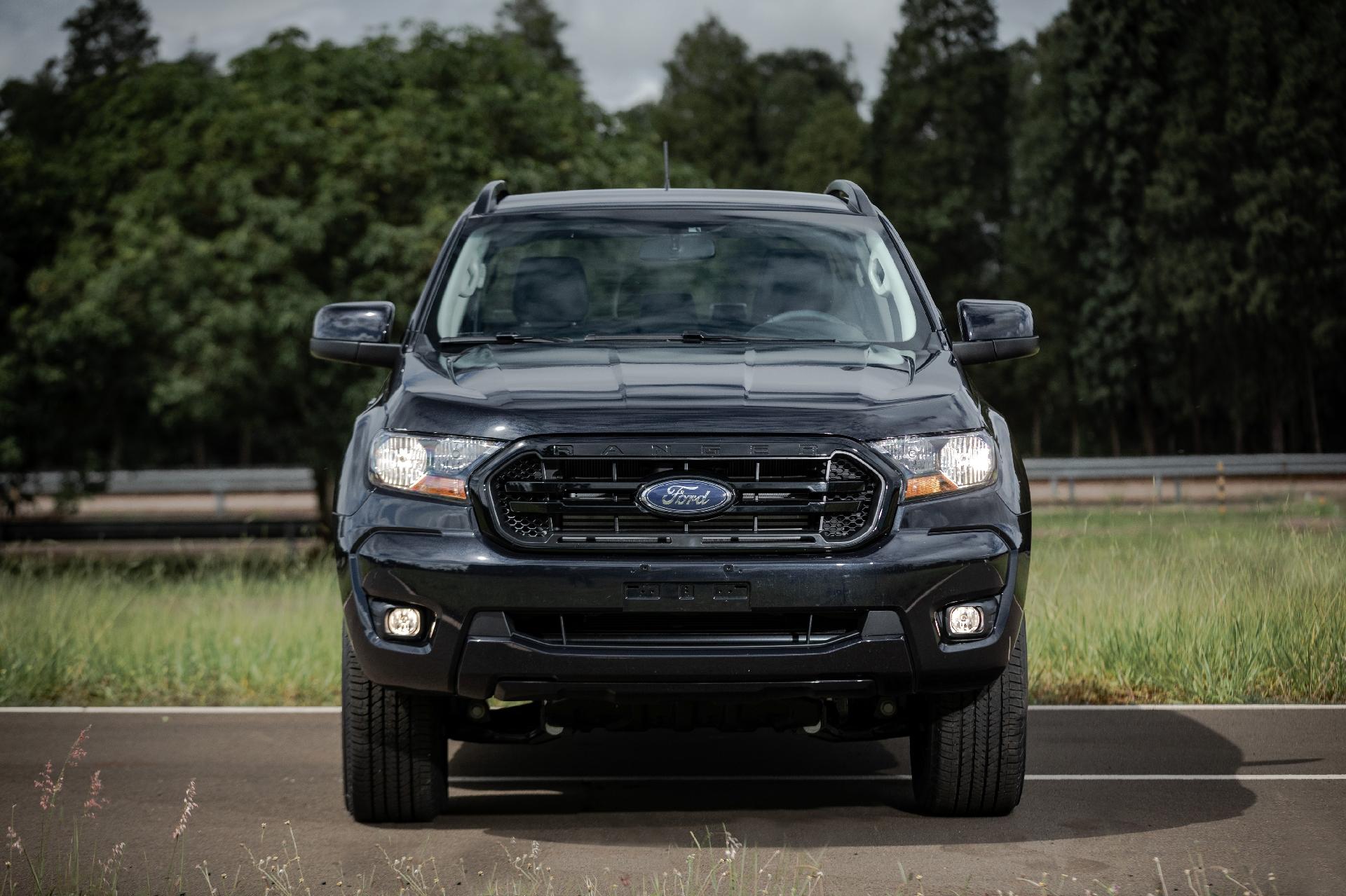 Fotos: Ford Ranger Black promete estilo com equipamento intermediário ...