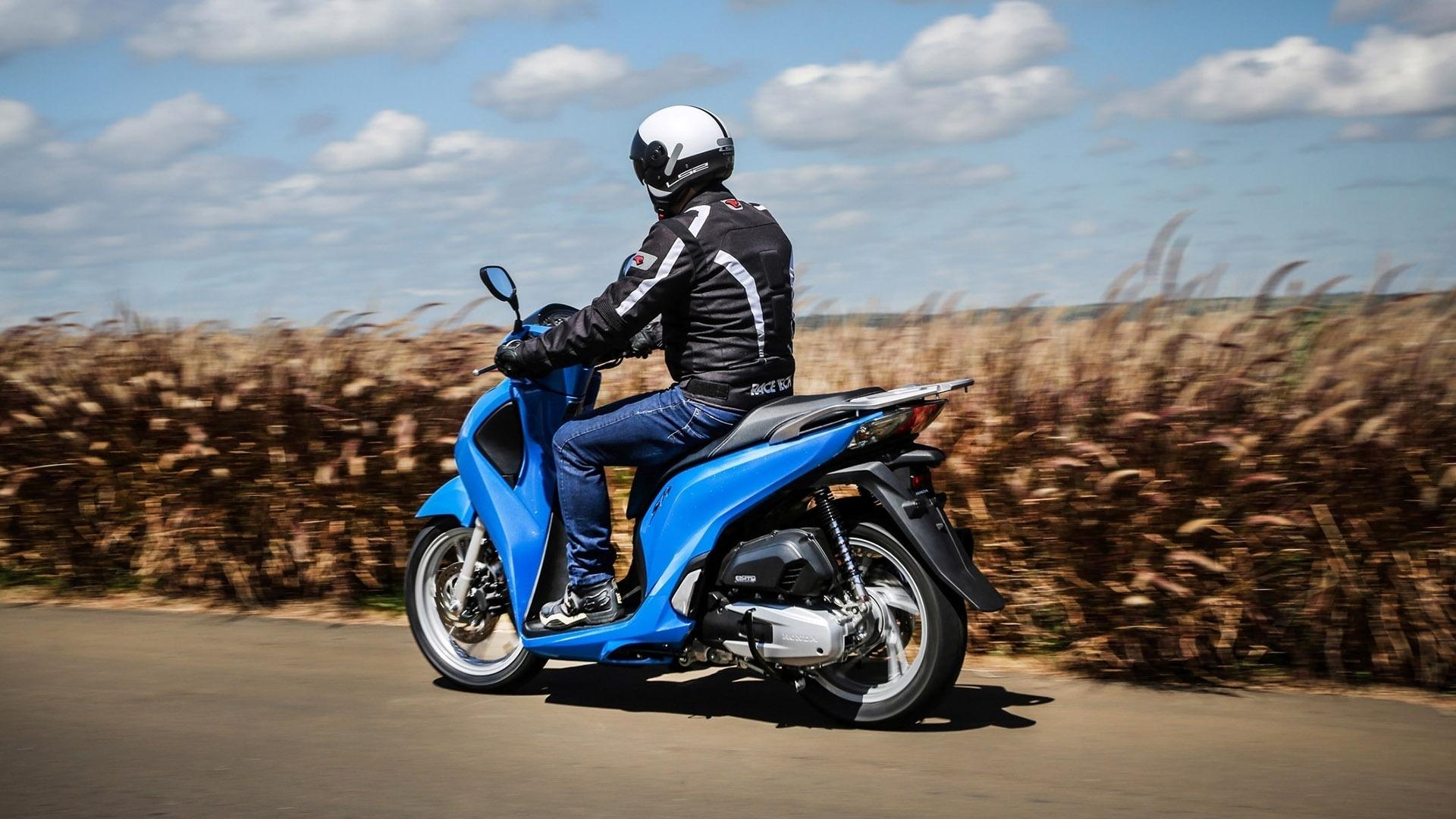 Honda lança SH 150i a R$ 12.450 contra Yamaha NMax 160