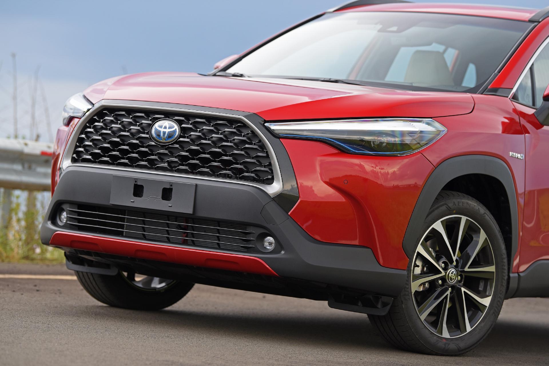 Toyota Corolla Cross: quanto bebe o SUV flex mais econômico do Brasil