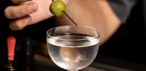 Certinho ou ousado, Martini é viagem a passado e futuro dos drinques