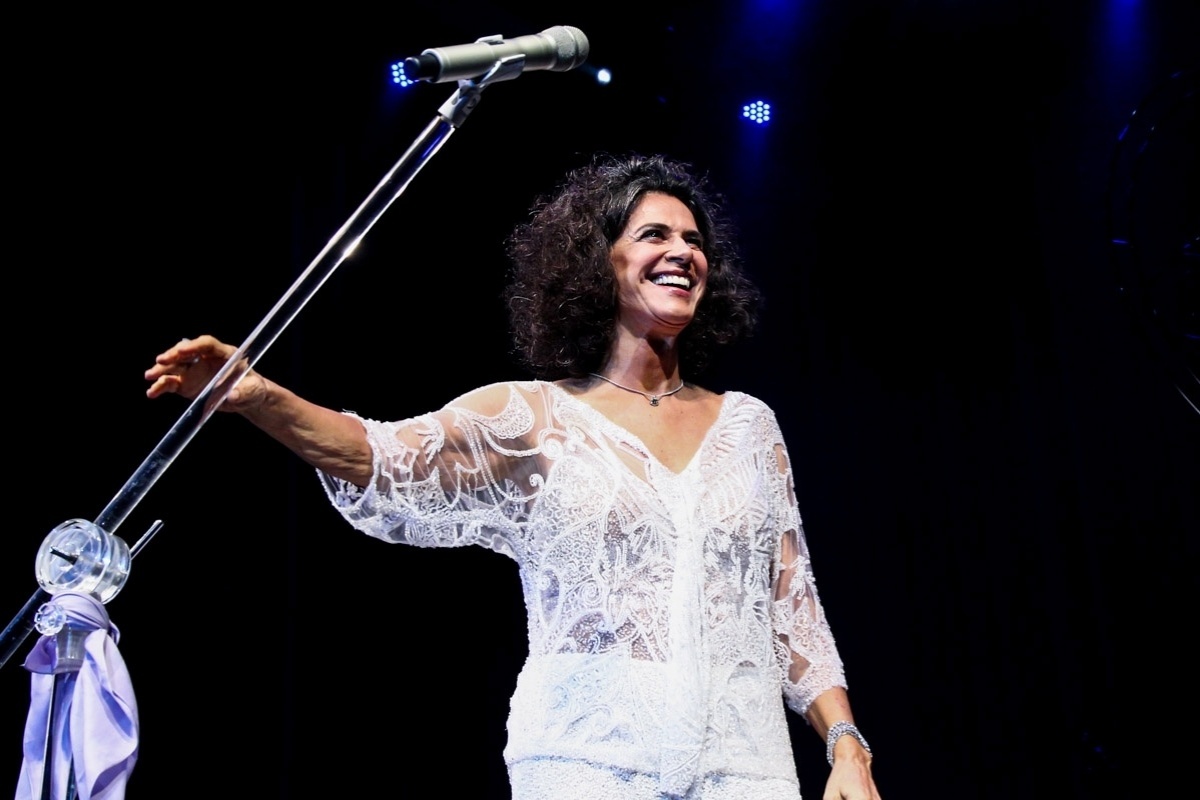 Fotos: Simone (show em São Paulo - out/2015) - 17/10/2015 - UOL ...