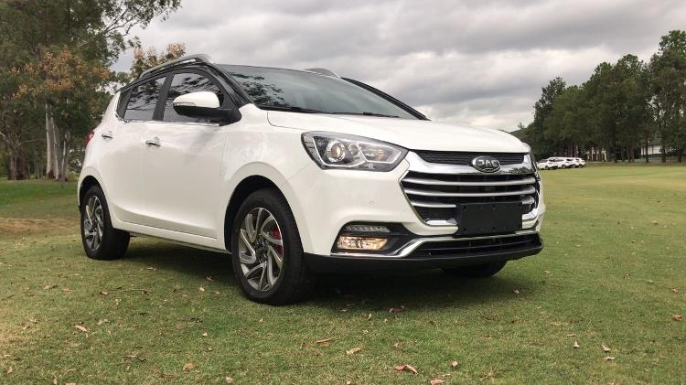 JAC T40 ganha motor 1.6 de 138 cv e câmbio CVT por R$ 69.990