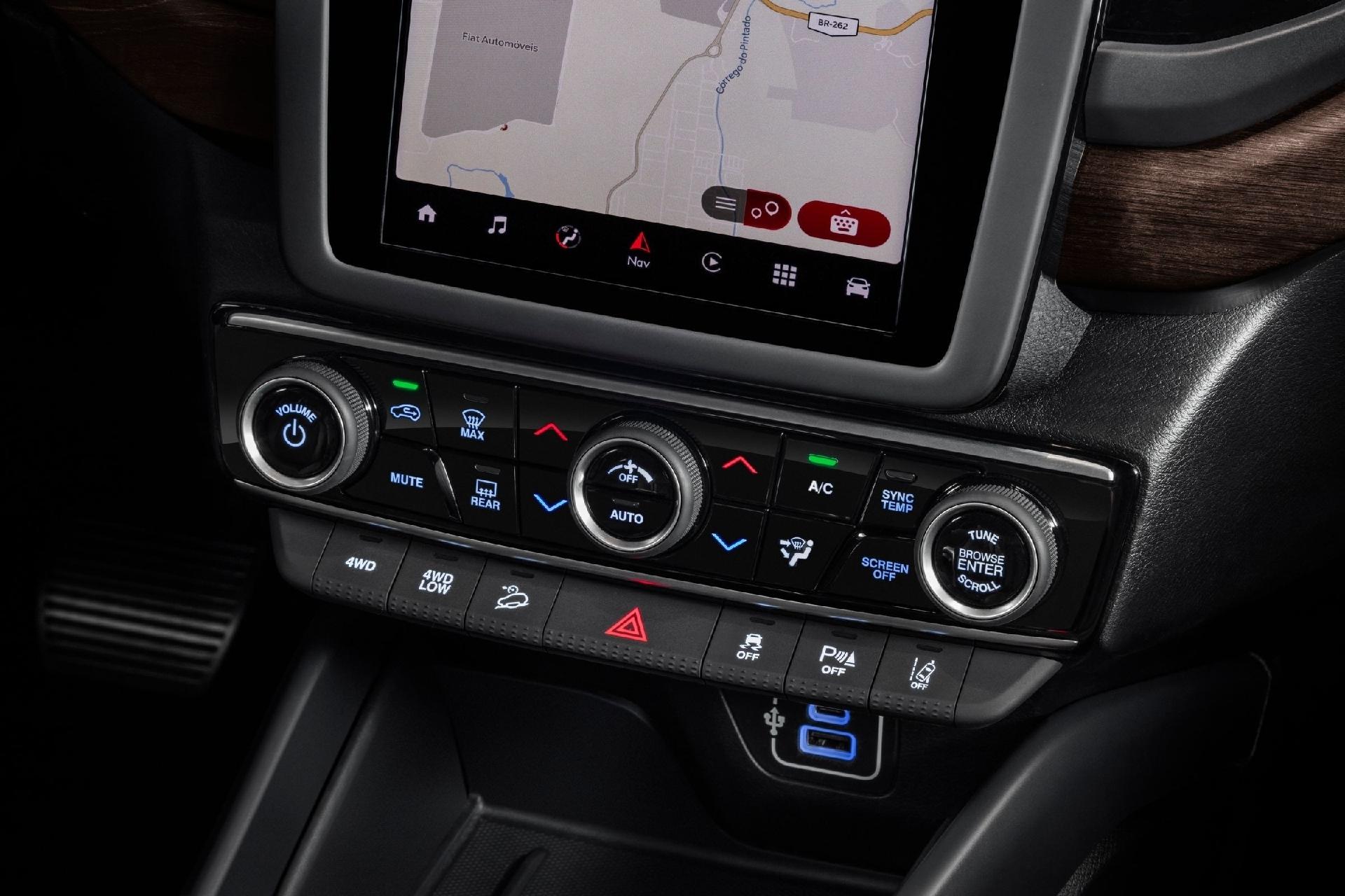 Fiat Toro 2022 ganha novo visual; veja preços e versões