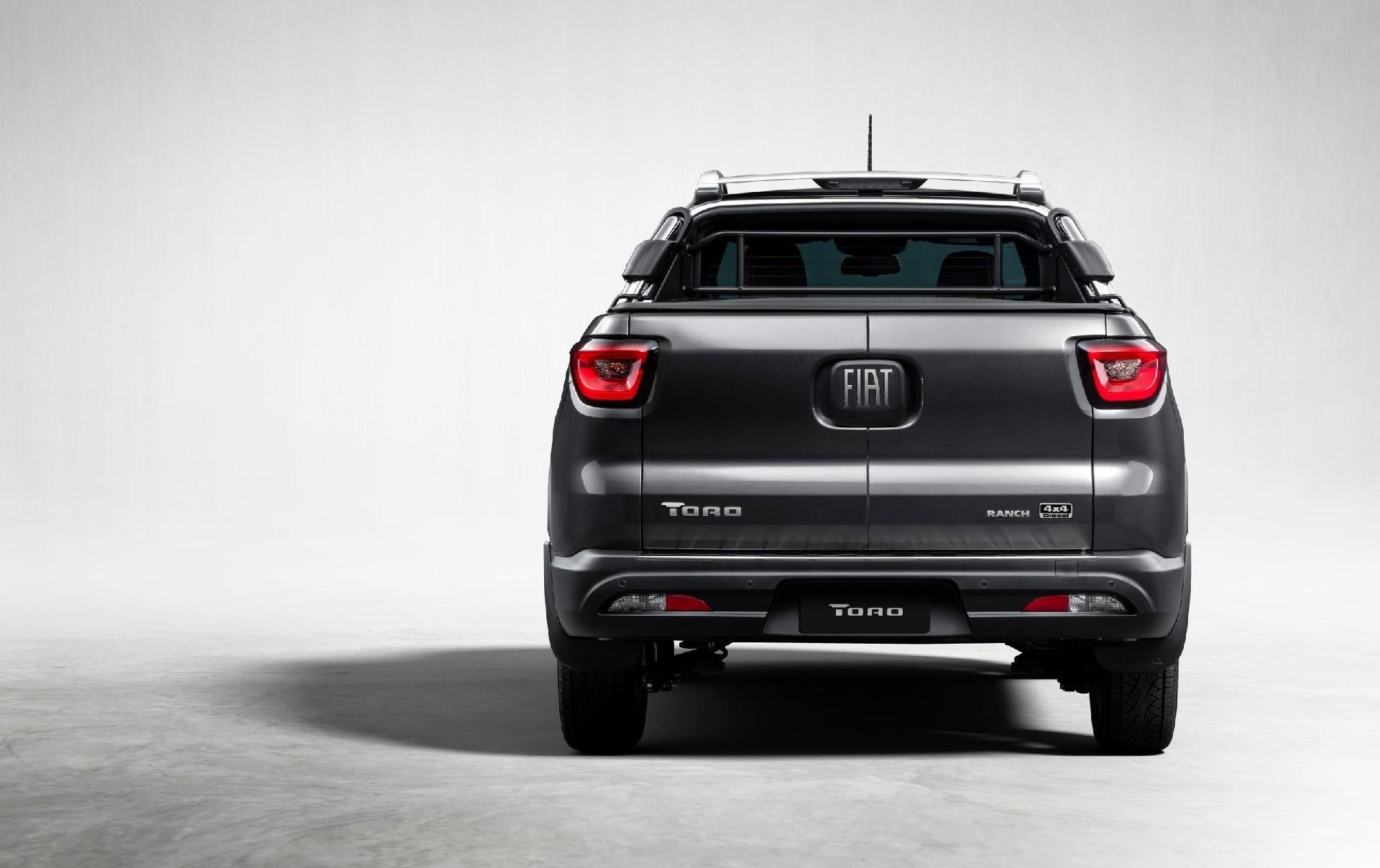 Fiat Toro 2022 ganha novo visual; veja preços e versões