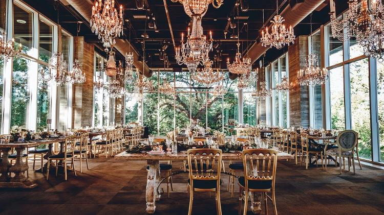 Viajando com um grande amor? Conheça restaurantes românticos pelo mundo ...